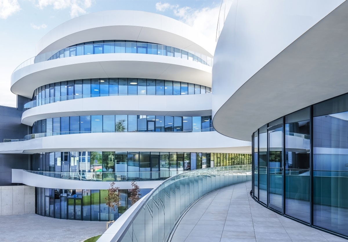 Futuristic headquarters of BHS Corrugated in Weiherhammer