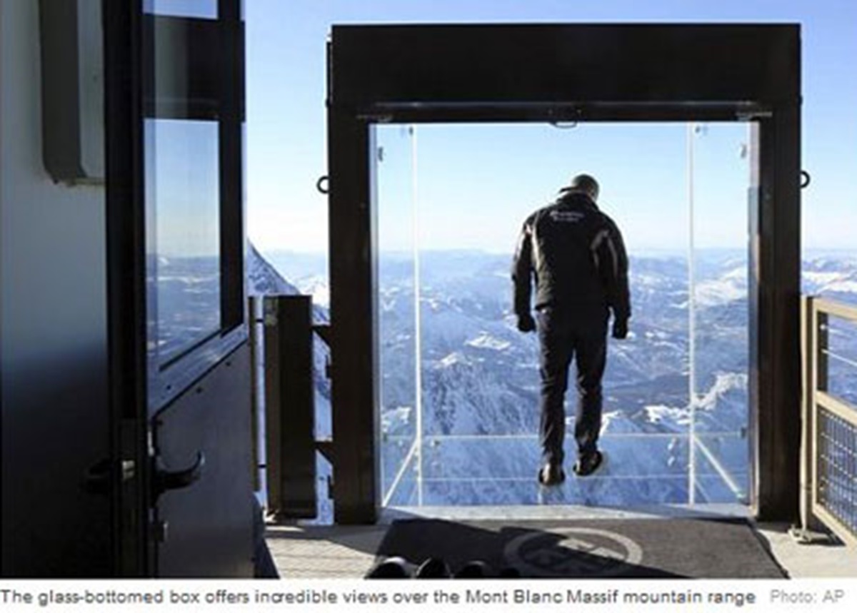 Glass viewing box incorporating Pilkington Optiwhite™ opens at 3842 m